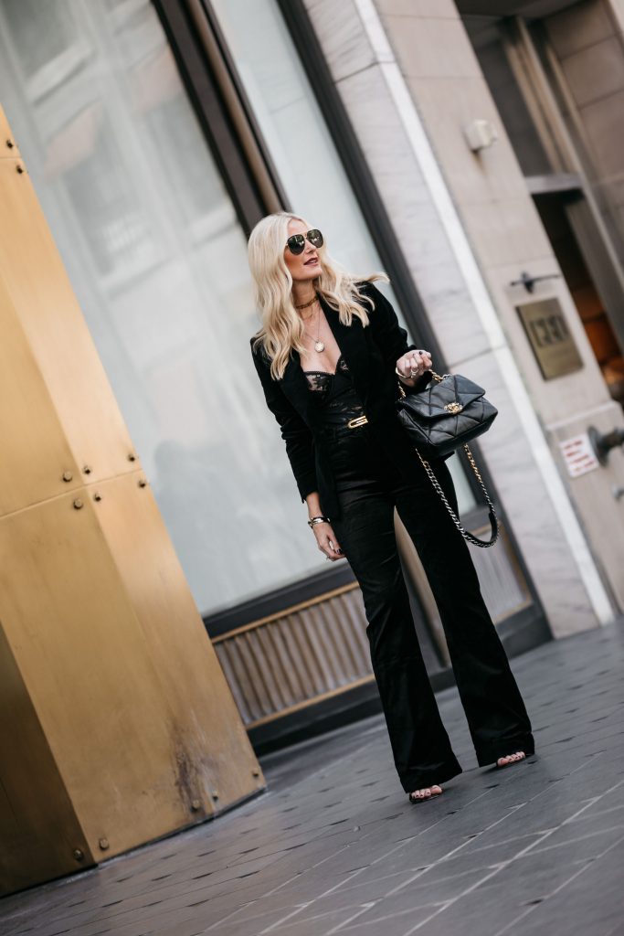 Best Holiday Looks for 2019 | Holiday looks for women over 40