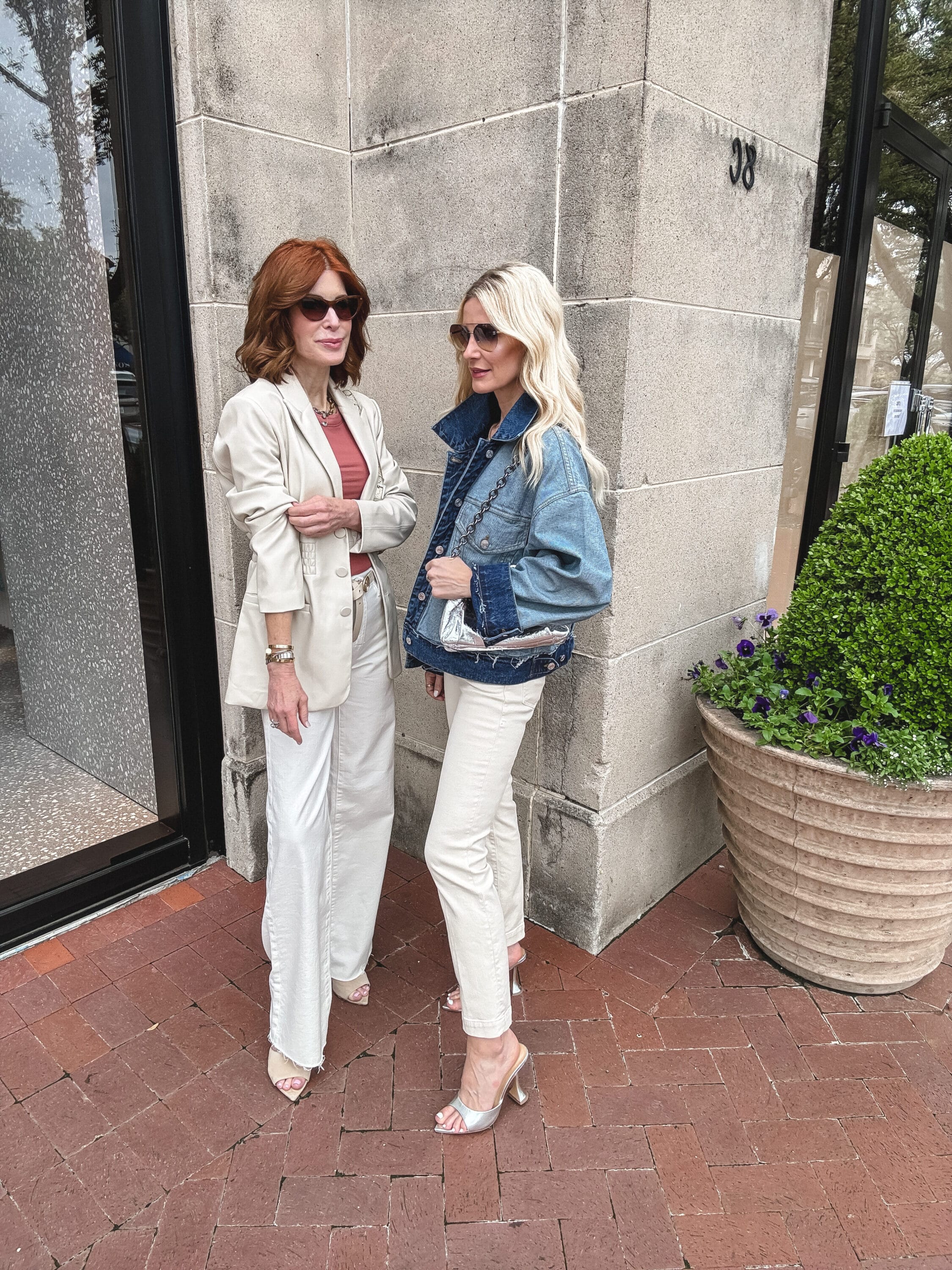 CHIC & STYLISH: 5 WAYS TO WEAR IVORY DENIM - So Heather | Dallas ...