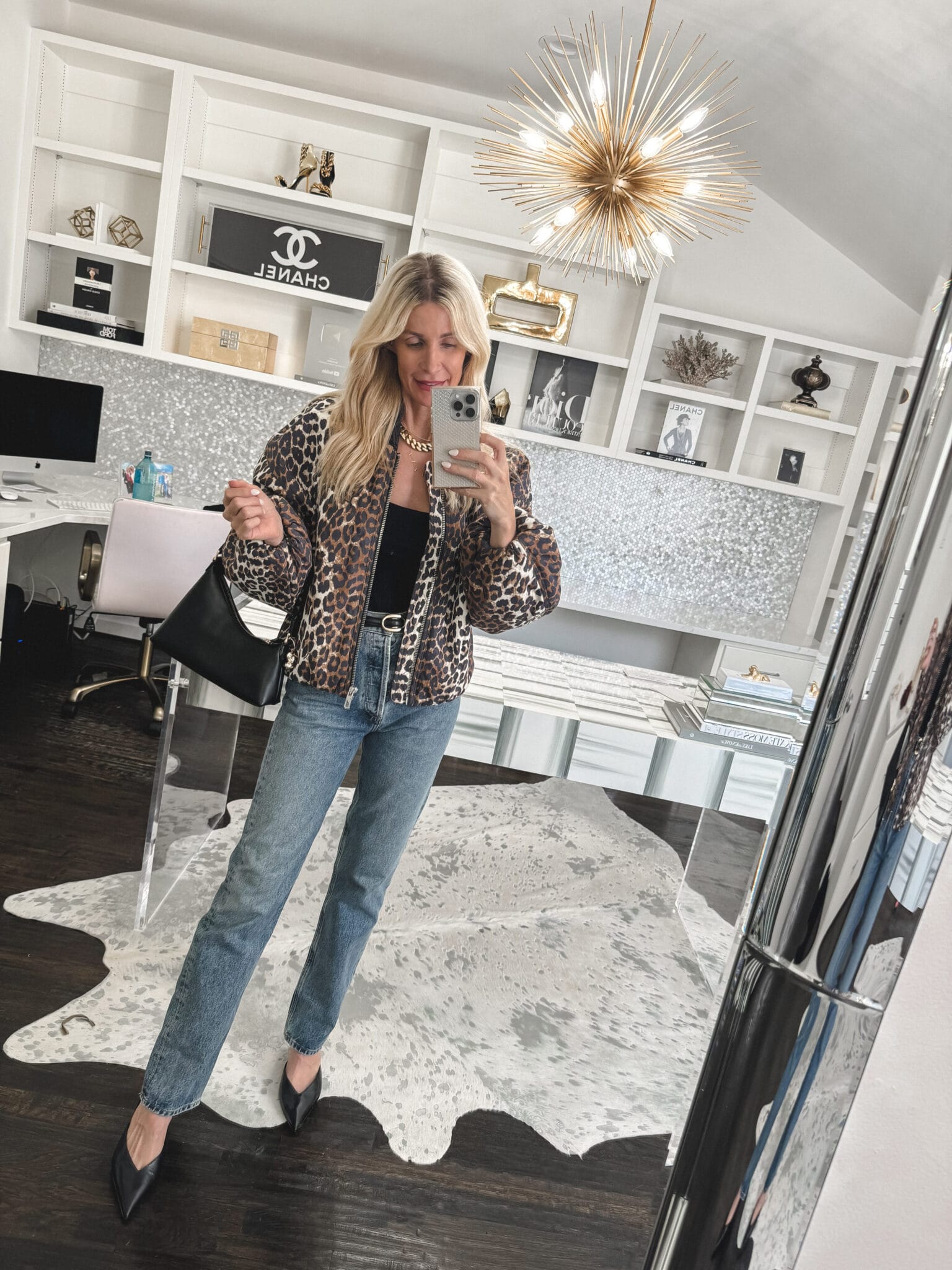 HOW TO STYLE STRAIGHT LEG JEANS - So Heather | Dallas Fashion Blogger